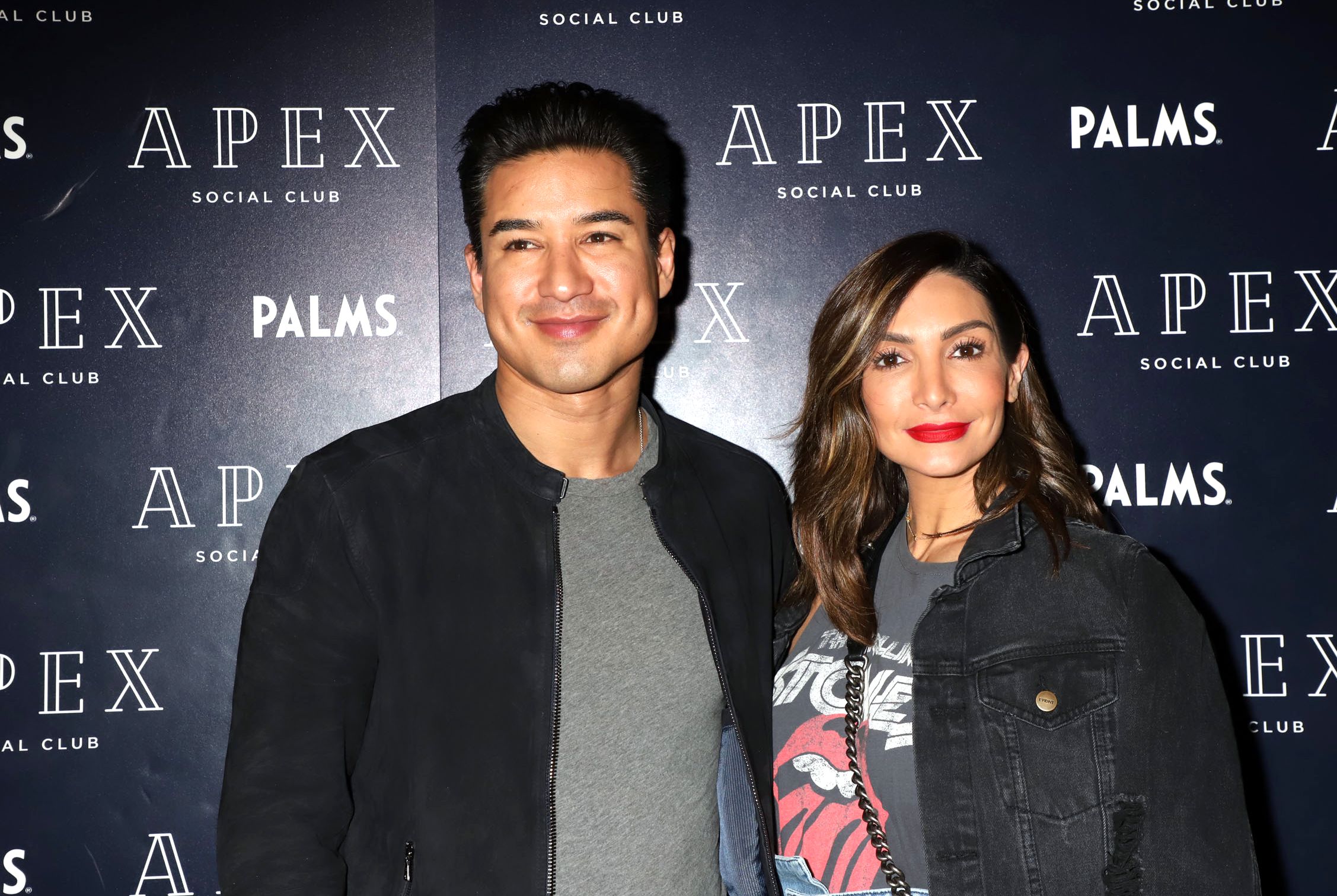 Mario Lopez and Wife Courtney Are Expecting